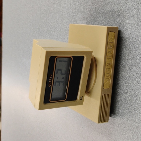 Quartz | Office | Vintage Pc Digital Clock | Poshmark